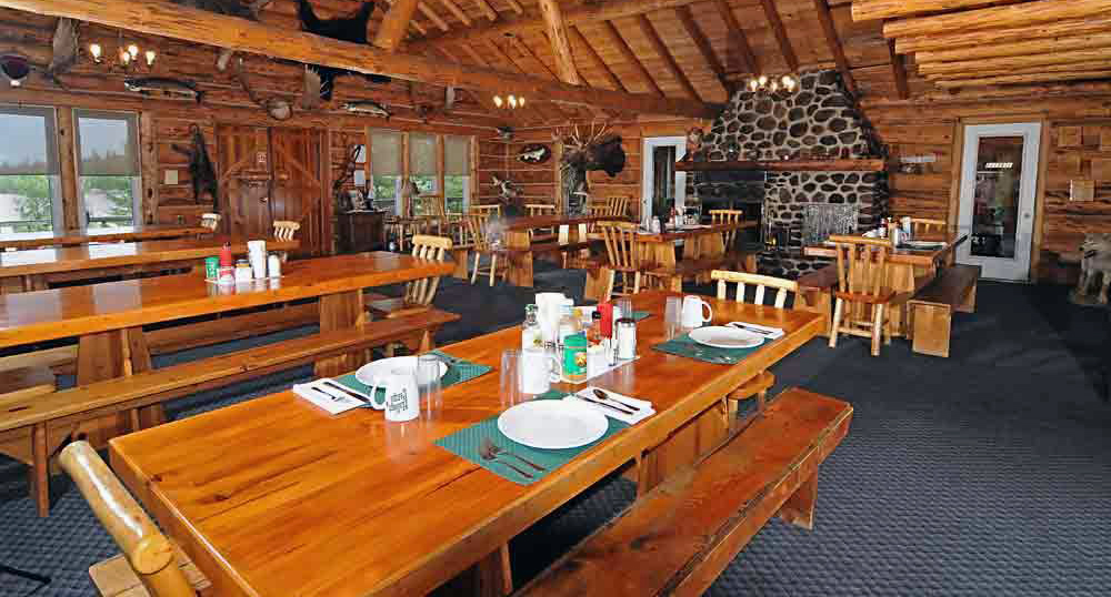 Places to Stay In and Around Minaki