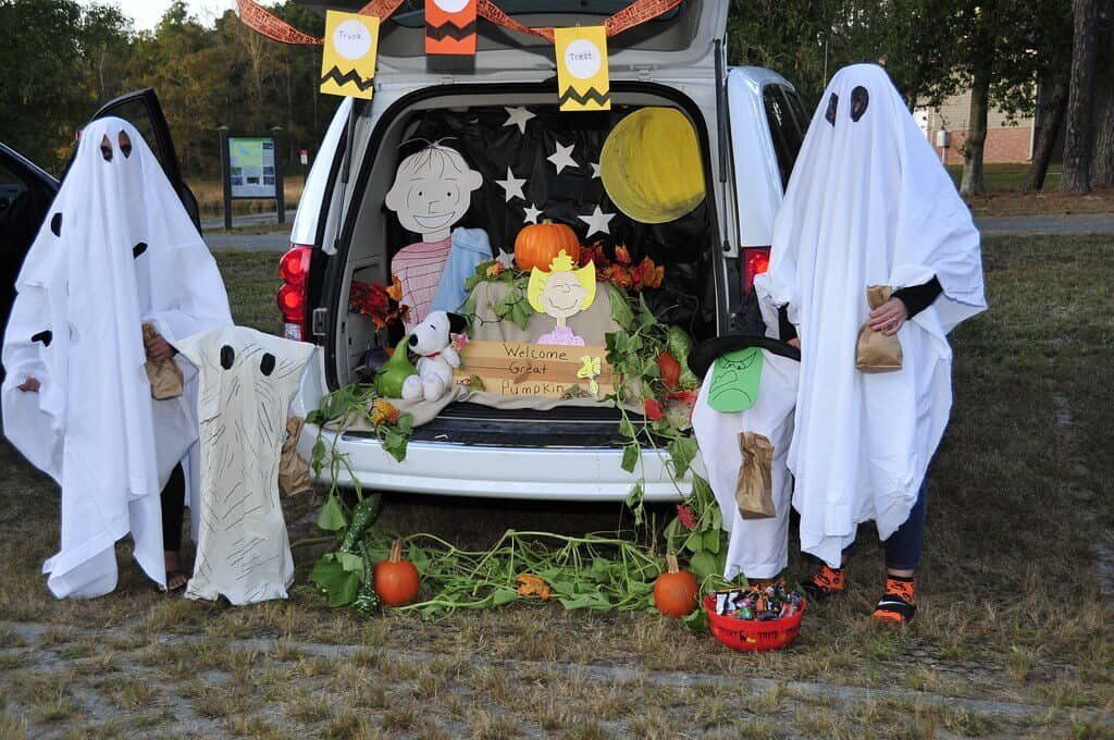 Trunk or Treat - Fort Frances | Sunset Country, Ontario, Canada